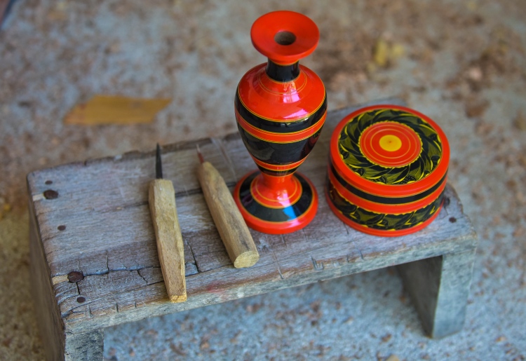 Dho?! Kaafa bunee thedheh, liyelaa jehun rangalhu